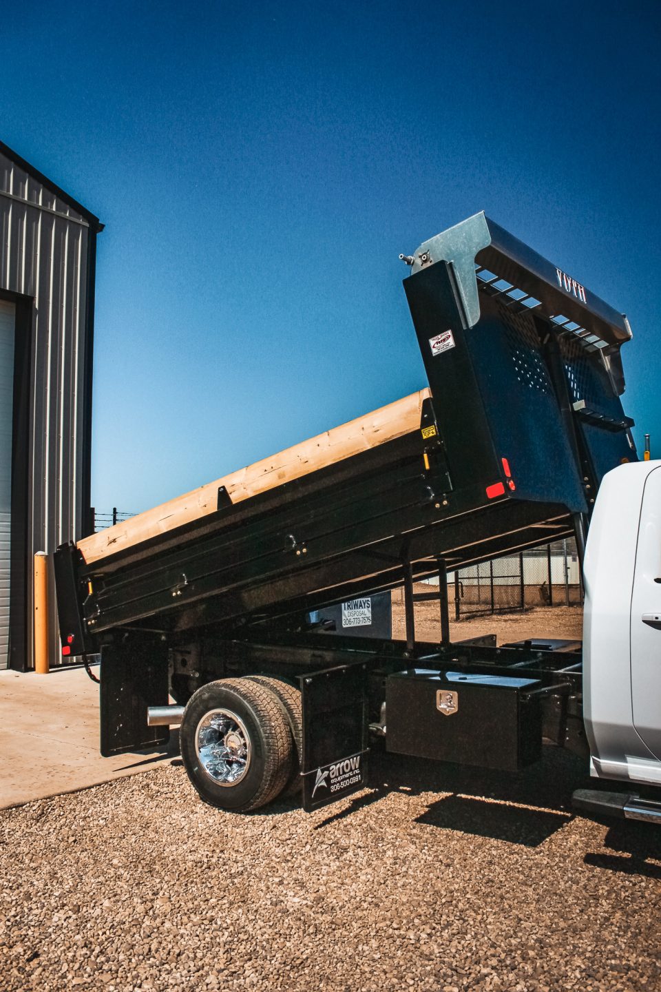 Steel Unibody Dump Body - Arrow Equipment